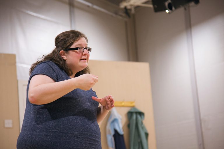 Working with an interpreter: Rachel Moffatt-Feldman's tips • Art with Heart